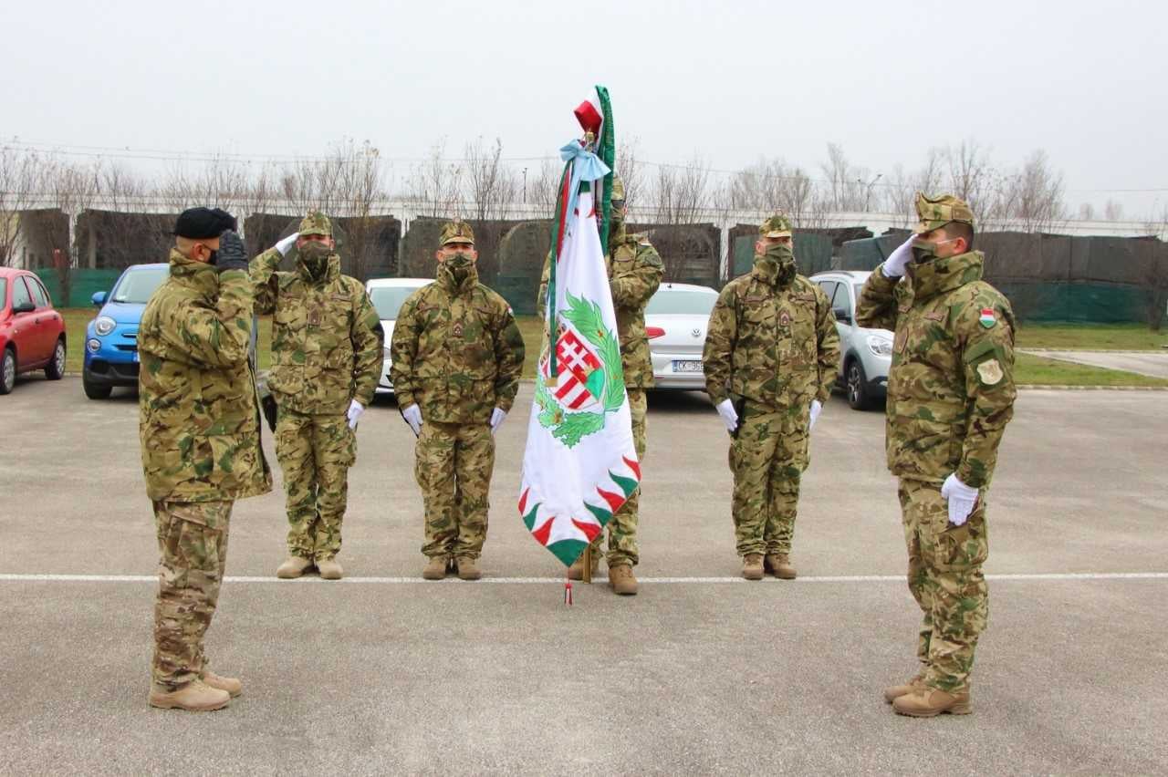 Székesfehérvár Városportál - Esküt tettek az MH 43. Híradó és ...