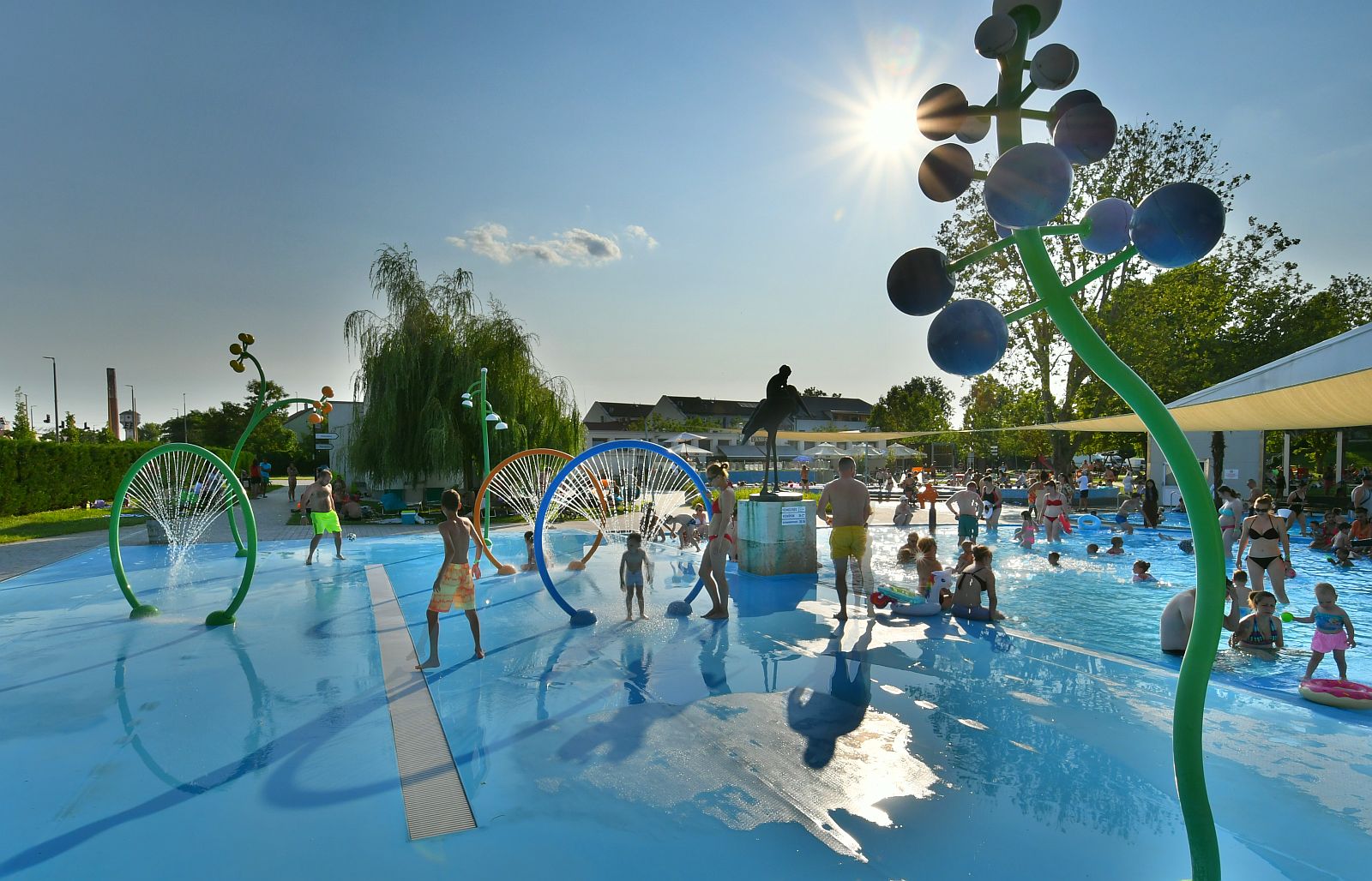 Székesfehérvár Városportál - Reggel nyolckor nyit a Városi Strand ...